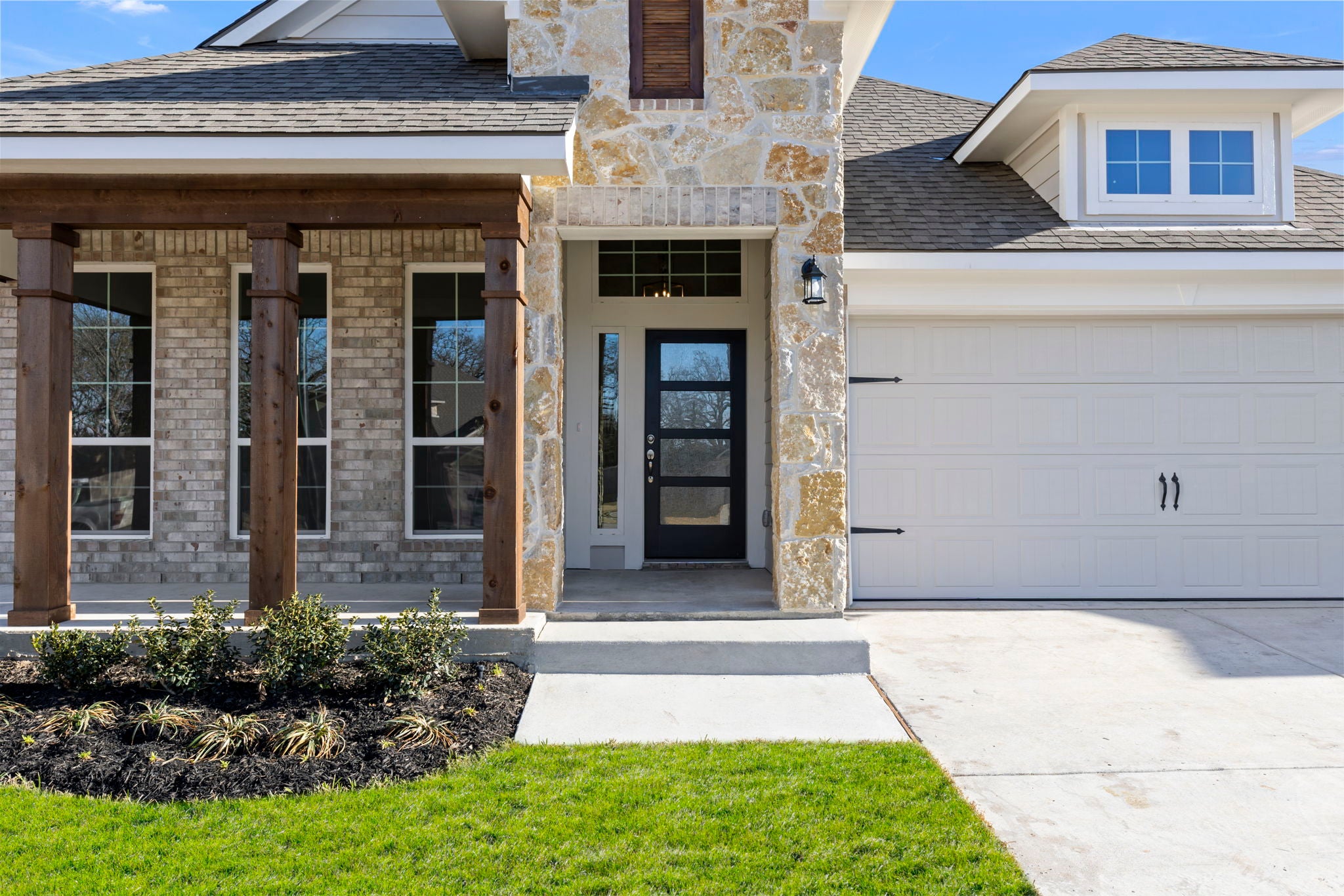 10603 Scarlet Peak Court, Bryan, TX New Home for Sale | Stylecraft Builders