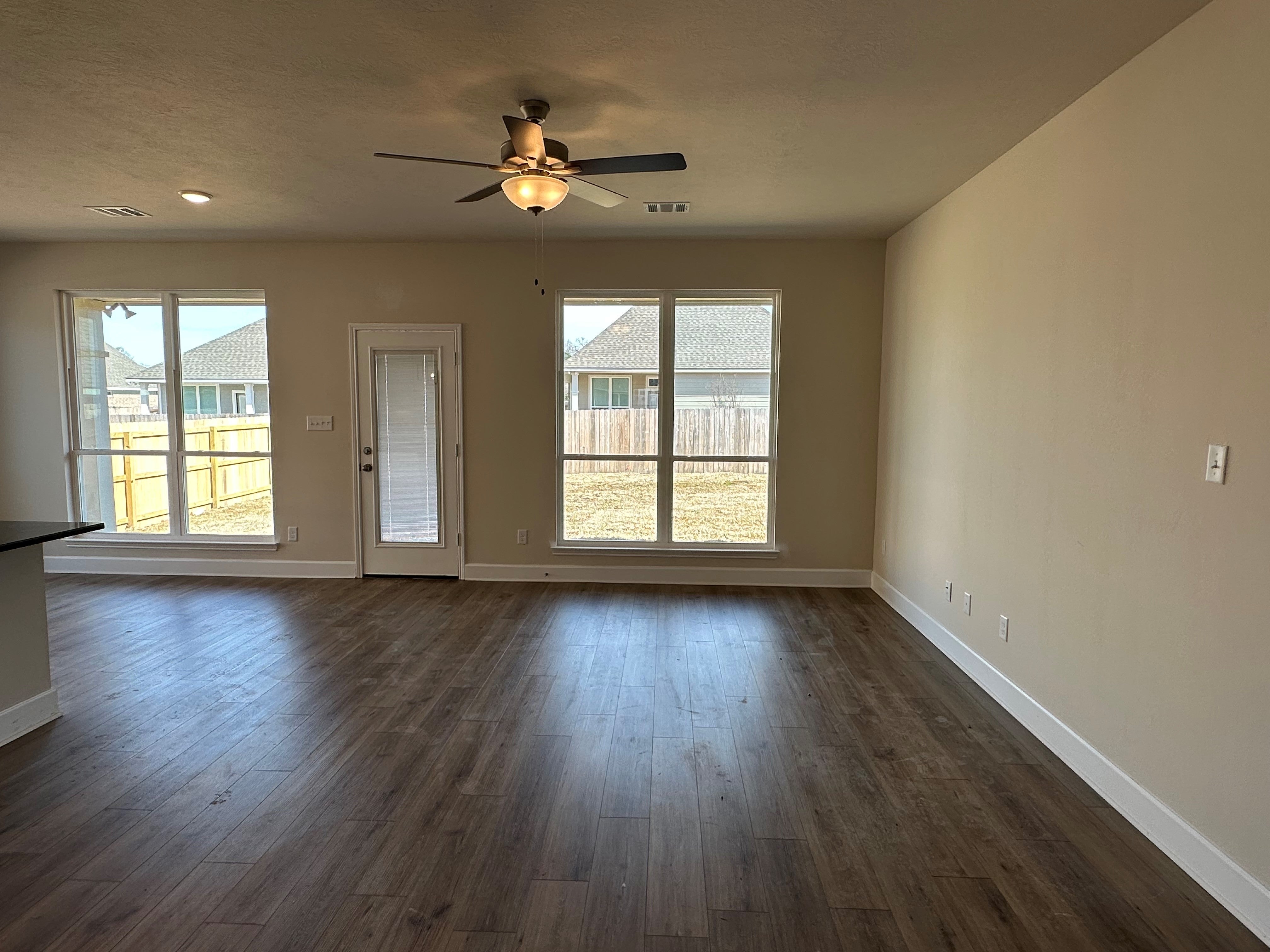 10607 Scarlet Peak Court, Bryan, TX New Home for Sale | Stylecraft Builders