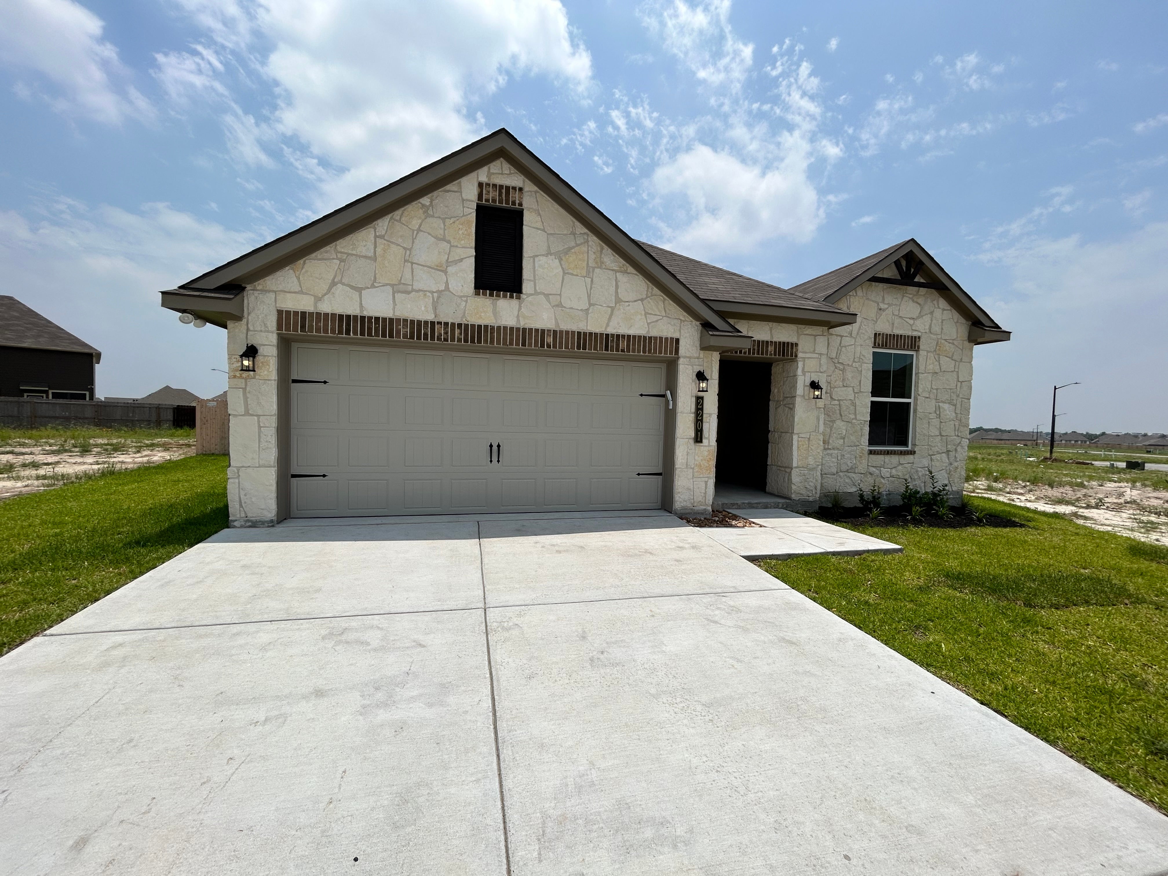 2201 Johnny Lyon Court, Bryan, TX New Home for Sale | Stylecraft Builders