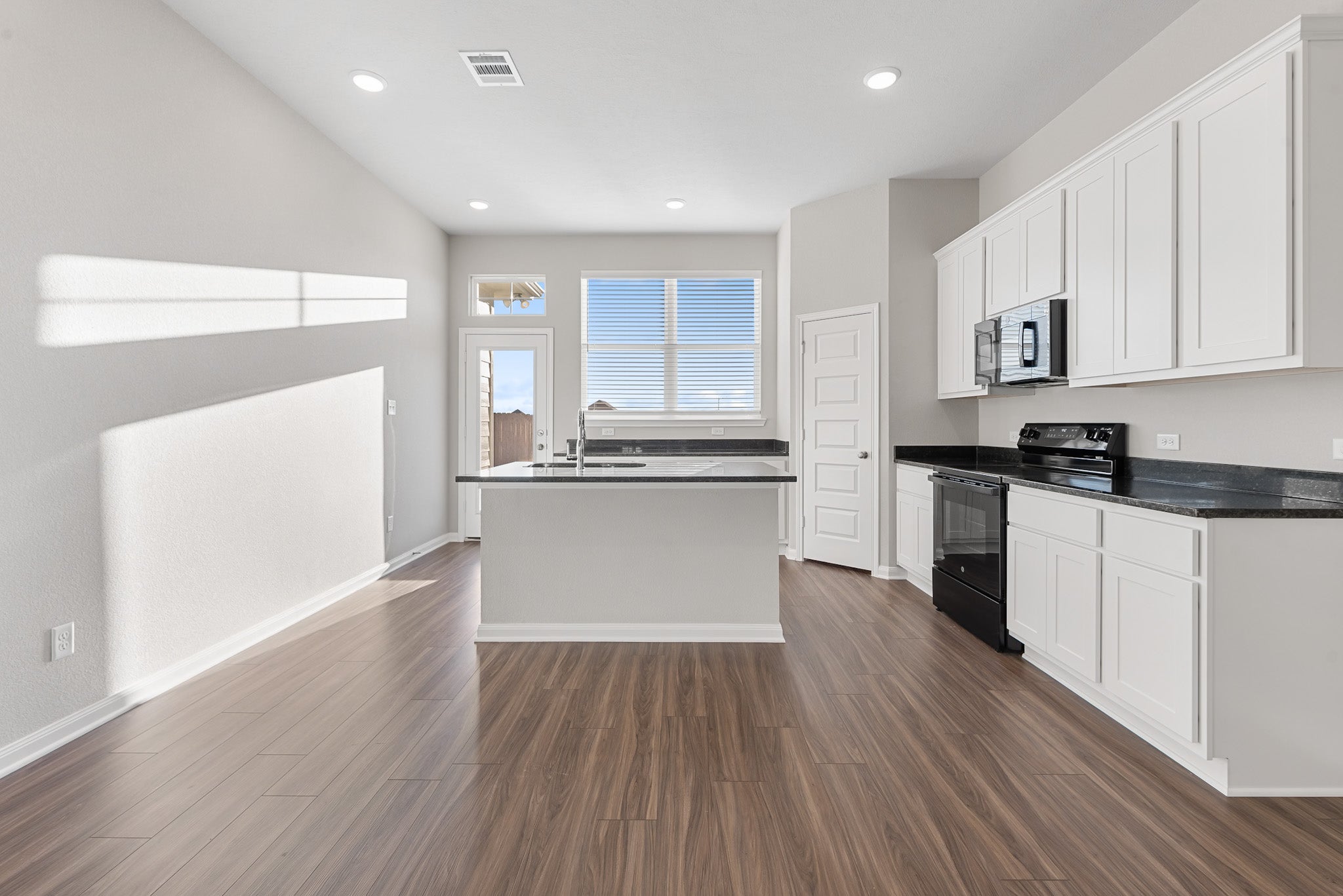 2219 Suzy Court, Bryan, TX New Home for Sale | Stylecraft Builders