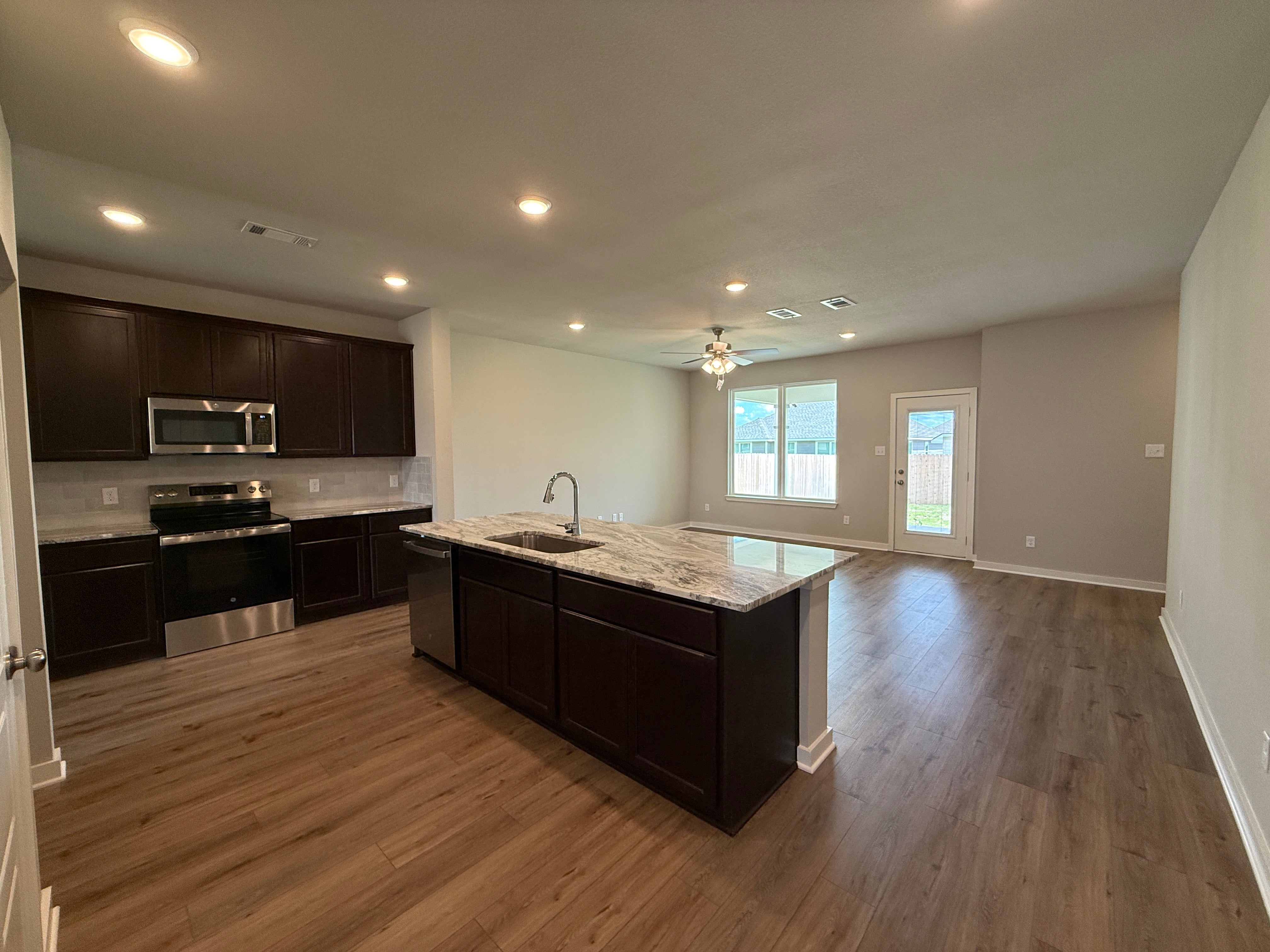 11320 Pallas Street, Lorena, TX New Home for Sale | Stylecraft Builders